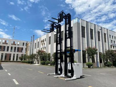 China Single Reach Forward Electric Forklift Truck Load Capacity 2000 KG Lifting Height 5000 Meters for sale
