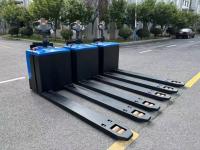 China Electric Pallet Pump Truck 3000 KGS 3 Tons with Electronic Steering Pedal and Protection Arm for sale