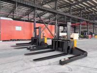 China Large Tonnage Lead-acid Battery Stacker  Jack Truck Non-standard Capacity 6000 KG 6 Tons Activity Chain Forging Fork for sale
