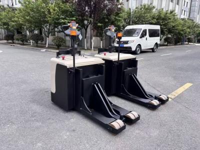 China Electric  Bearing Semi Trailer  Walkies Towing Tractor Traction Weight 8000 KG Battery Capacity 24 V 320 AH for sale