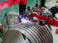 China Huaheng Dual-TIG Semi-Pipe Circumferential Welder for Cylindrical Vessels Ø800-4300mm for sale