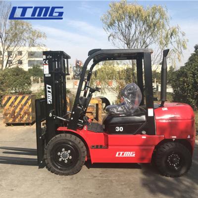 China Adjustable Seat 4.5 Triple Mast Forklift , Warehouse Forklift Trucks 1 Year Warranty for sale