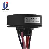 China NEMA Socket Waterproof Twist Lock Dimming Receptacle NEMA 7P 5P 15A High Current Load for sale