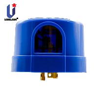 China Electronic Photocontrol Fail On Surge Arrester Built In Street Garden Passage Doorway Lighting for sale