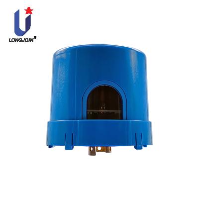 China Smart IoT Dimming Photocontrol Zigbee End Device Roads Exhibitions Schools OTA Firmware Update for sale
