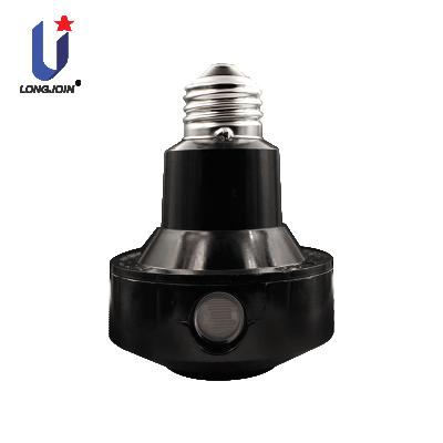 China Bulb Holder Control Passage Lighting And Doorway Lighting Adapter E26 E27 Adjustable Lux Threshold for sale