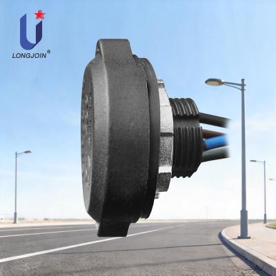 China Zhaga Book 18 Receptacle Short Retrofit of Legacy Street Lights Compact Design for sale