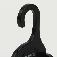 China Custom Logo Plastic Black Shoe Footwear Flip-Flops Hanger for sale