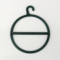 China 3mm Thick 9.7g Standard PE Black Plastic Hanger For Scarves for sale