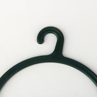 China 3mm Thick 9.7g Standard PE Black Plastic Hanger For Scarves for sale