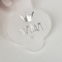 China OEM ODM 1.8g White Plastic Hooks Silver Foiling Logo for sale