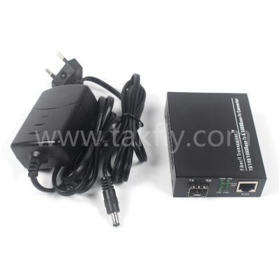 China 10G Unmanaged Fiber Media Converter with Full/Half Duplex and ST/SC Connection for sale