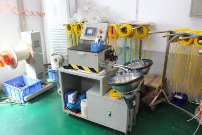 China SC/APC-SC/APC Simplex Patch Cord with Low Insertion Loss High Reflection Loss and Customized Length for sale