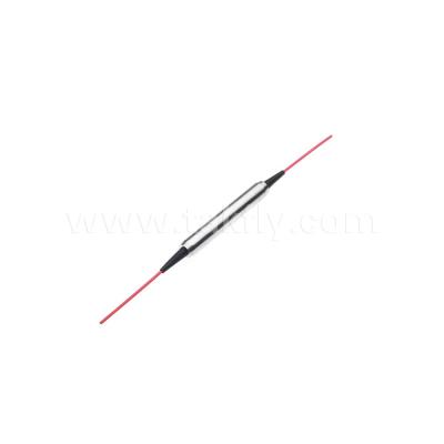 China Polarization Maintaining Fiber Optic PM Isolator 1310nm 1550nm 2000nm for ICT AI Computing for sale