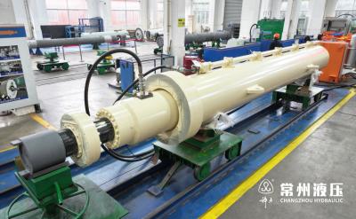 China Customized Hydraulic cylinders of heavy equipment as your requirements ，manufacturer of  the piston rod with HVOF coating for sale