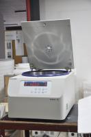 China CenLee 5K Table Top Low Speed Large Capacity Centrifuge 500ml 5000r/min with Horizontal Rotor 12pcs Blood Centrifuge Machine Lab for sale