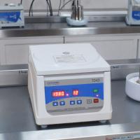 China TD4D Table Top Low Speed Centrifuge 4000rpm Clinical Centrifuge Machine 10ml 8 Placers Centrifuge Laboratory for sale