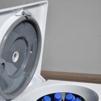 China High Quality Portable Low Speed Centrifuge with 8x10ml Digital Display Laboratory Centrifuge for sale