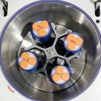 China Bar Clarification Centrifuge Large Capacity 4x750ml Swing Rotor 5500rpm Flavor Purification Benchtop Centrifuge for sale