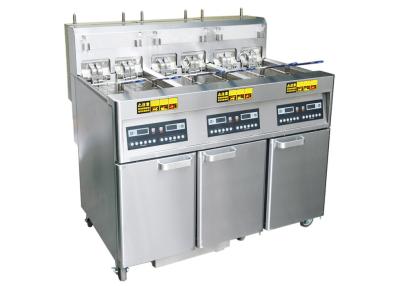 China 84 Liters Commercial Electric Deep Fryer 3 Oil Tank Built - in Oil Filtration System for sale