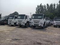 China 10 Wheeler Used Tractor Truck HOWO Truck Head 376-420HP with Tubeless Tire Design for sale