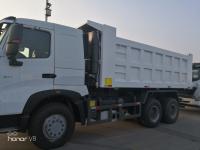 China Tire Design Tubeless Sinotruc HOWO 371HP Manual Transmission Cargo Tipper Dump Truck for sale