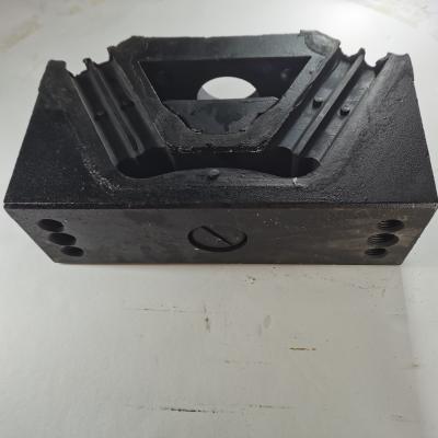 China Sinotruk HOWO Truck Parts Rear Engine Support Cushion with Refund Policy Wg9725593031 for sale