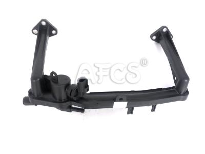 China LR109401 LR041788 Engine Coolant Outlet Pipe For Land Rover Discovery V Range Rover Sport for sale