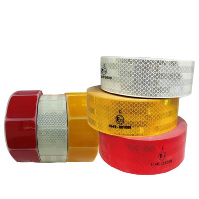 China High Intensity Dot C2 ECE 104 Reflective Tape Waterproof For Truck Track for sale