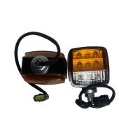China 12-24V Universal Head Lamp with Long Working Life for CPC D 10-100 Forklift Front Lamp for sale