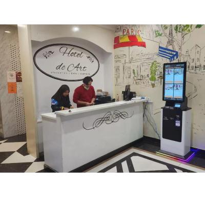China Interactive Check In Counter Kiosk With Touchscreen Card Reader Power for sale