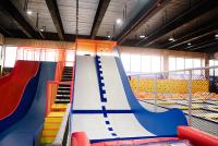 China Bettaplay Commercial Indoor Training Gym Equipment Presents Amusement Park Trampoline Bed for Kids and Adults for sale