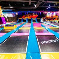 China Commercial Indoor Playground Trampoline Equipment Target Age Adults and Kids Indoor Fitness Trampoline Park Equipment for sale