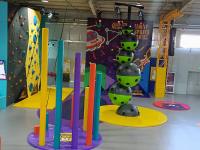 China Customized Size Indoor Playground Equipment Sports Games Slide Trampoline Rock Climbing and Jumping Bed for Amusement Park for sale