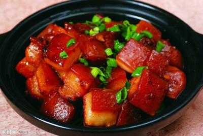 China Good Tasting Famous Chinese Sichuan Braised Pork Ready-To-Eat for sale