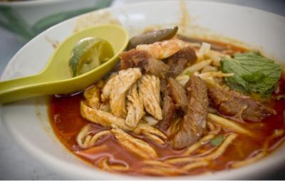 China Easy Cooking Ready To Eat Packaged Food Malaysian Curry Noodles With Seasoning Packets for sale