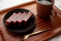 China Fresh Peas Traditional Yokan Jelly Dessert 450g Century Old Casual Snacks for sale