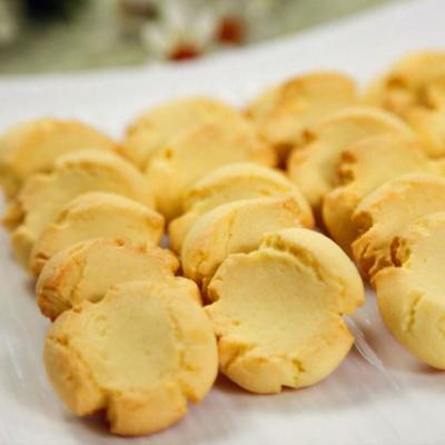 China Italian Cookies And Cakes 120g Hard Boiled Egg Yolk Cookies for sale