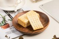 China Refrigerated packaging Cookies And Cakes Dry Wheat Soda Crackers Biscuit for sale