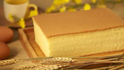 China Delicious And Refreshing 120g/Packing Wholesale Custom Sponge Cake From Mygou for sale