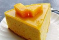 China ISO9001 Custom mango mousse cheesecake Sweet Pastry Desserts for sale