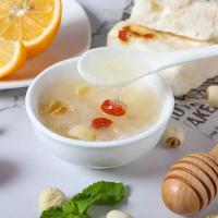 China Freeze Dried Ready To Eat Packaged Food Red Dates Wolfberry Tremella Lotus Seed Soup for sale