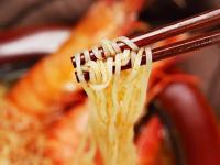 China Shrimp Thai Tom Yum Flavour Hot And Spicy Instant Noodles Wheat Flour Food for sale