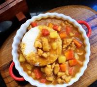 China Rich Flavor Canned Curry Chicken Frozen Cooked Food 24 Months Shelflife for sale