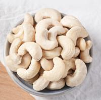 China Wholesale Roasted Cashew Nuts High Quality Delicious Without Shell for sale