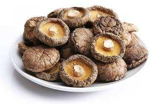 China Whole Dried Shiitake Mushrooms Customized Specifications Flavor Wholemeal for sale