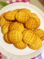 China 100g Bakery Alfajor Biscuit / Cookies With Certificate MOQ 100CTN Sweet Taste for sale