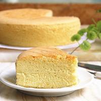 China 150G Delicious Sweet And Salty Chiffon Cake With Certificate Halal MOQ 10CTN for sale