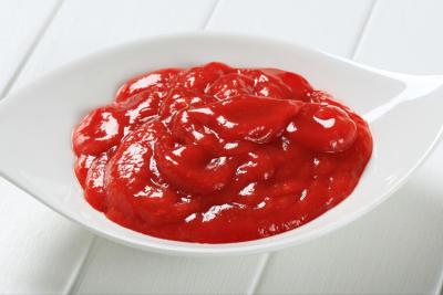 China Canned Tomato Paste In Sachet Packing 500g With HALAL Certification In 5 CTN for sale