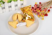 China Custom Lucky Fortune Cookies Sweet Snack Agg Cookie From Mygou Foods for sale